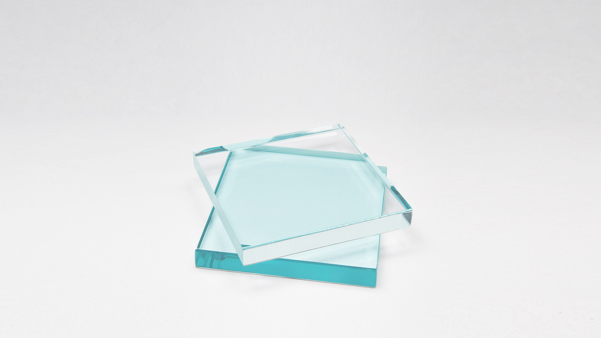 Transparent - Extra Clear - Garoufalis Glass & Mirror Applications